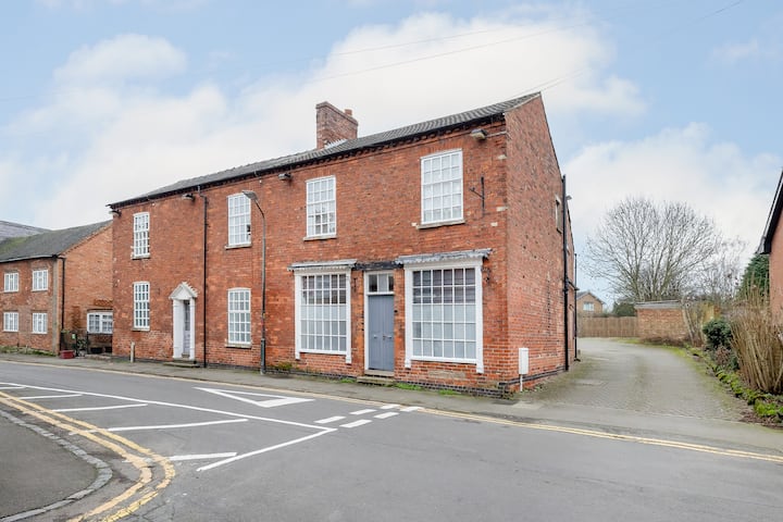 Hambleton House - Loughborough