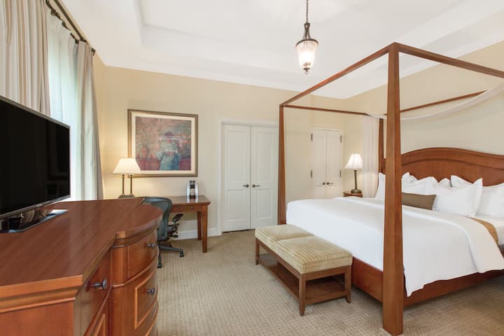 George Washington L King Suite L Walk To Shops - Winchester, VA