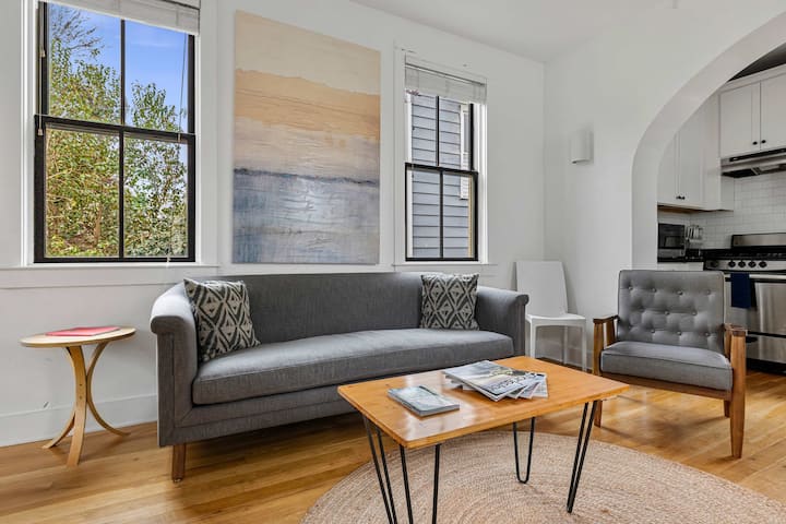 Downtown 3bd Home, Steps To King St! - Charleston, SC