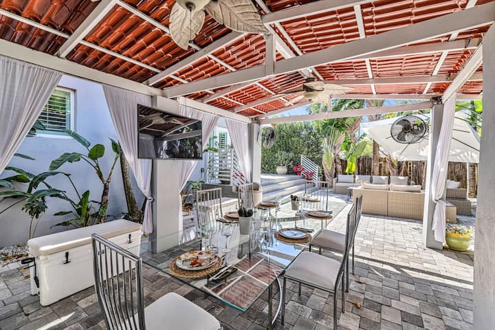 Fifa Perfect |Prime Location-parkfront- Den-gazebo - Miami