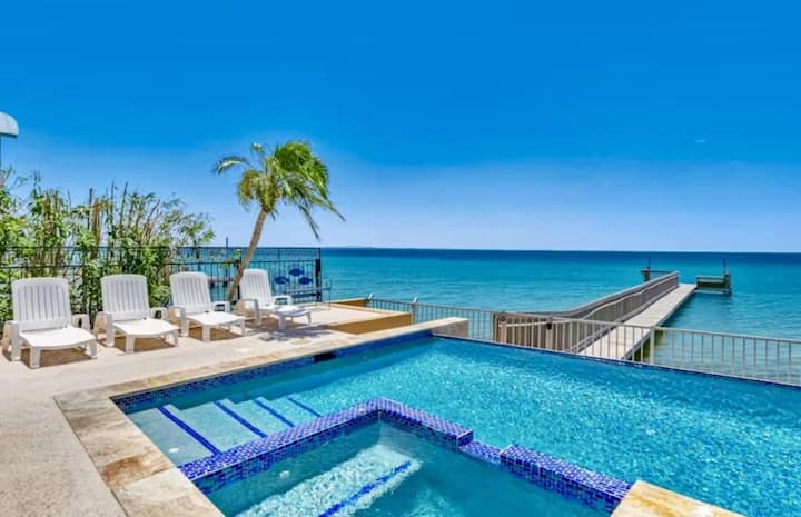 Sunset Castle 232 - Four Bedroom House Bayfront - South Padre Island