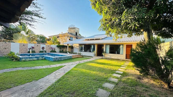 Casa Individual Com 3/4 Apenas 100m Da Praia - Porto Seguro