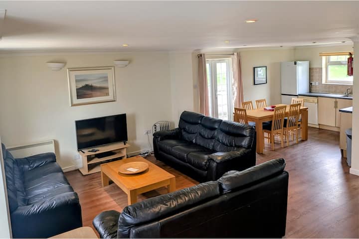 Atlantic Lodge - 4 Bedroom - Pool -Spa - Gym - Cornouailles