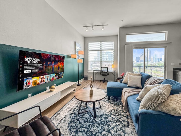 Luxury 1bd | Deep Ellum | Free Parking | Pool+gym - State Thomas - Dallas