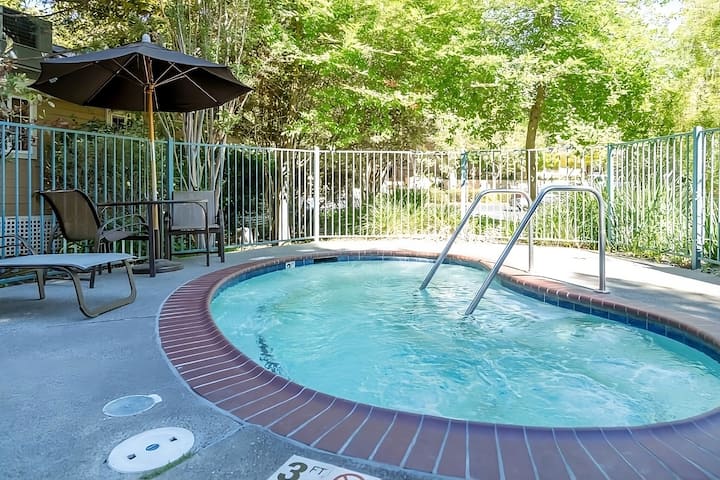 4 Units Studios | Napa Valley | Free Parking - Napa, CA