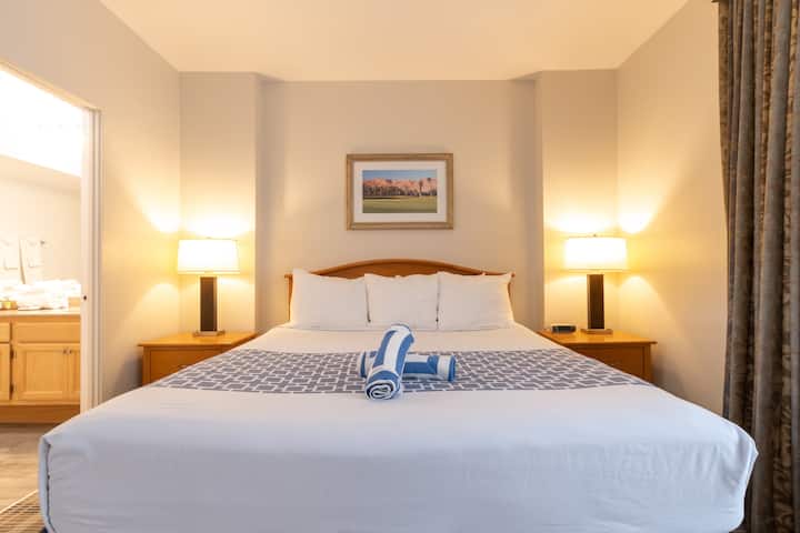 Palm Springs Retreat 2 Units | Free Parking & Pool - Palm Springs, CA