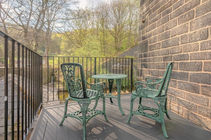 Mulberry Boutique Stay – Canal-side  Near Hebden - 토드모던