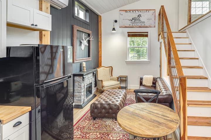 Luxe Stable Suite: Farm Stay In Lebanon! - Lebanon, TN