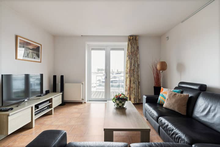 Nicely 4-pers. Apartment With Unique Harbour View - Hellevoetsluis