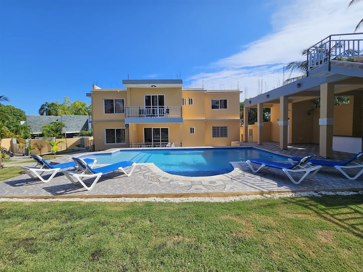 Luxury 8 King Br  W/ Private Pool, & Event Space - Caribbean