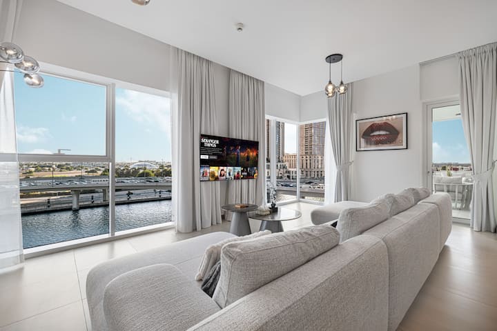 Moon Stays | Missoni 3br + Maid | Full Canal View - Dubai