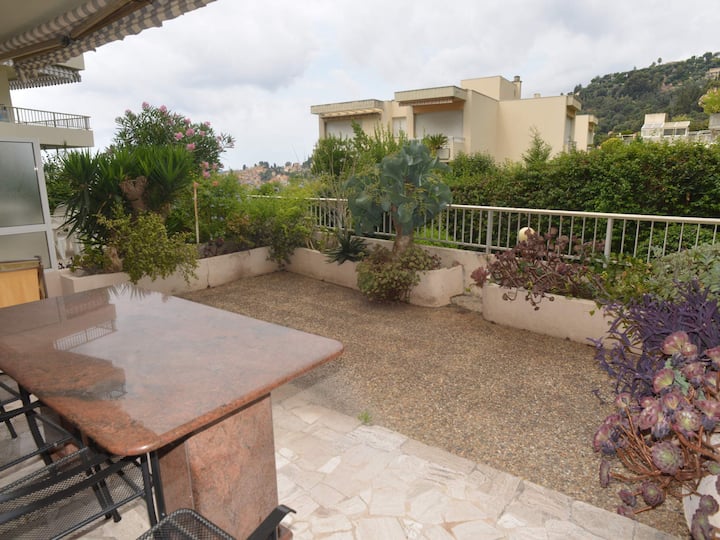 Appartement Menton, 3 Pièces, 6 Pers. - Menton