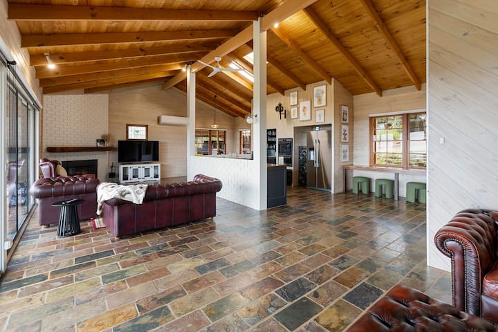 Country Escape - 3br Home With Panoramic Views - Mansfield