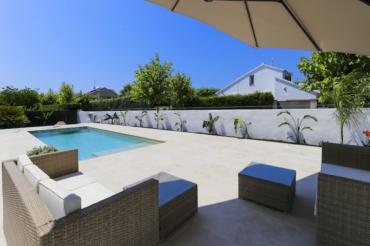 Villa Amazonica - Only Families - Tarragona