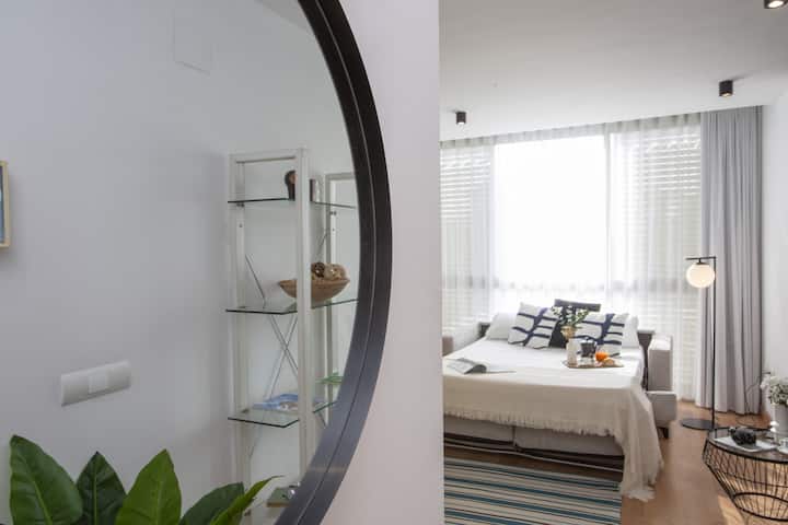 Outdoor Studio Overlooking Ribalta Park - Villarreal