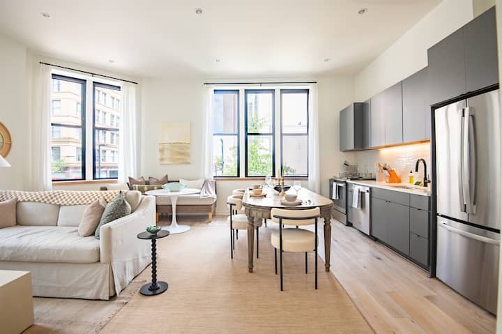 Cityscapes Loft– Groups/wifi/2 Bed & 2 Bath - Splash Pad, Birmingham