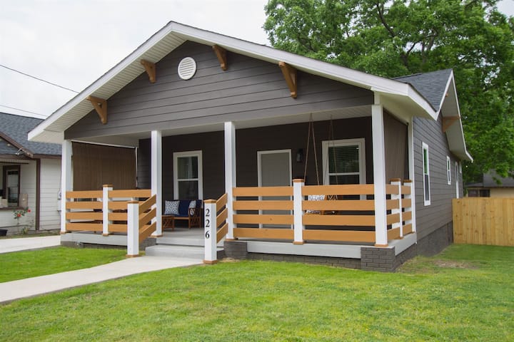 Your Cozy Boho Hideaway — Relax, Explore, Chill - Birmingham, AL