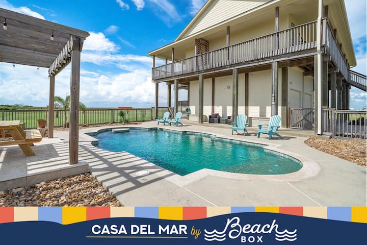Private Oasis With Pool And Game Room - Galveston Island, TX