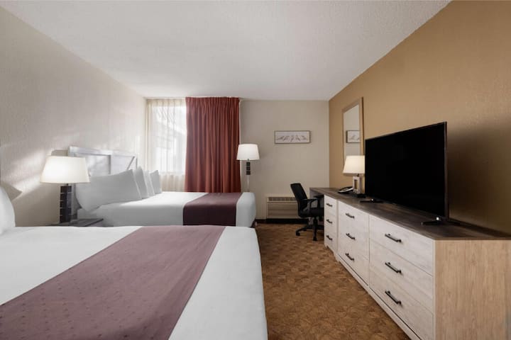 Village Inn L 2q Suite L Ideal For Families - Winston-Salem, NC