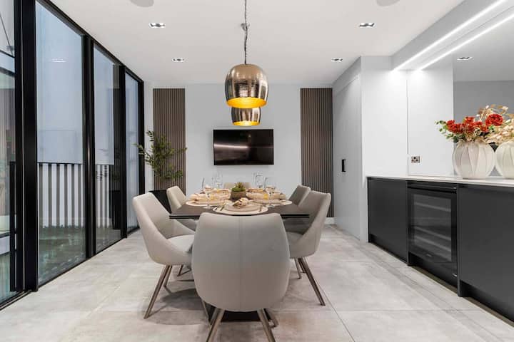 Luxury 5 Bedroom Home - Londres