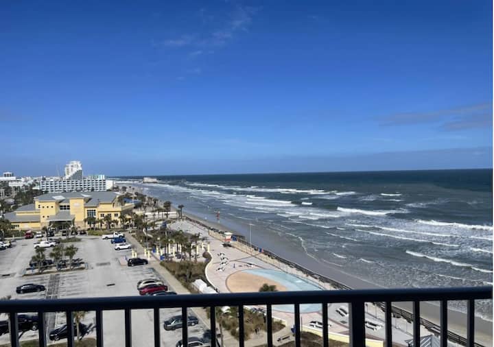 Oceanfront Private Balcony | Harbour Beach Resort - Daytona Beach