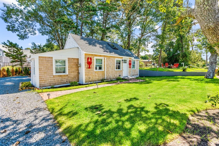 Dennis Port House: Beach, Hot Tub & Fire Pit Fun! - デニス, MA