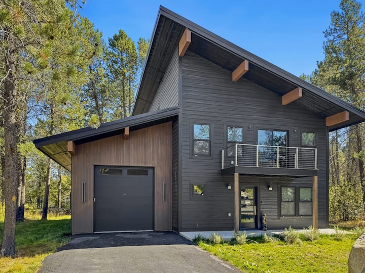 Lakefront Luxury With Stunning Tamarack Views - Tamarack Ski Resort, ID