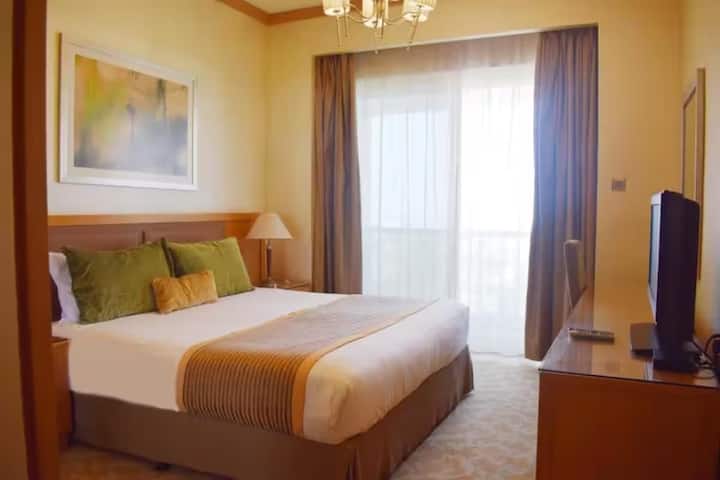 2bhk W/balcony | Al Khan Beach & Sharjah Aquarium - Sharjah