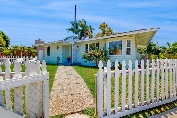 Blue Oasis House - San Diego, CA
