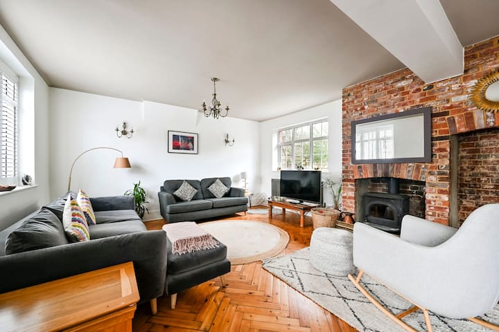 3-br Home Near Stansted Airport-ideal For Families - London Stansted Airport (STN)