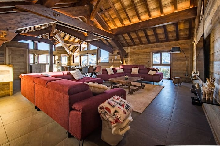Chalet 12 Couchages Sur Les Pistes Avec Jacuzzi - Fontcouverte-la-Toussuire