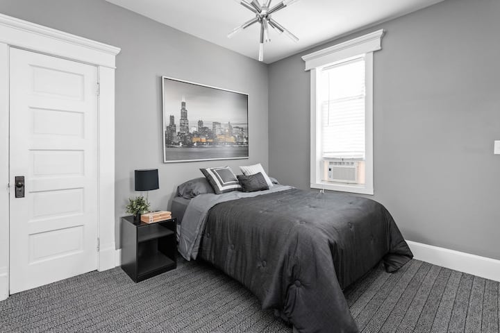 Stylish New Castle Escape W/ Garage And By Parks - New Castle, IN
