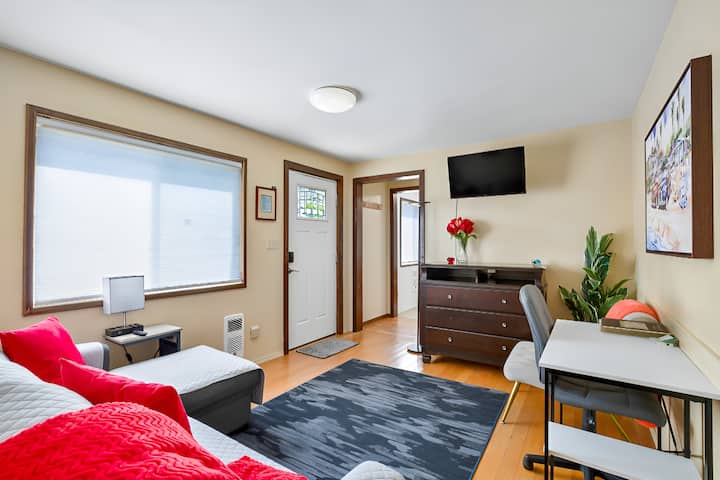 Full Apt With Large Kitchen Across The Street From - Birch Bay, WA