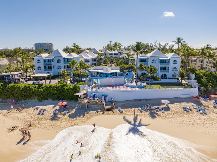 Ocean View Villa At Paradise Island Beach Club - ナッソー