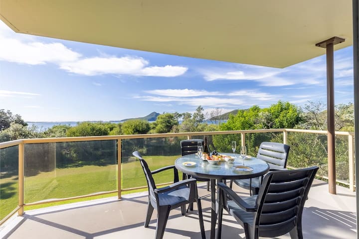 Shoalhaven, 2/28 Voyager Close - Waterfront Unit - Port Stephens