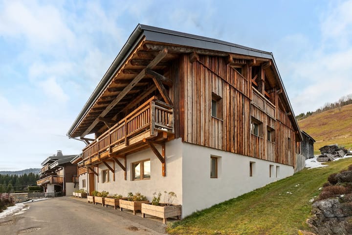 Ferme Des Cornuts • 15 Pers • Jacuzzi • Navette - Les Gets