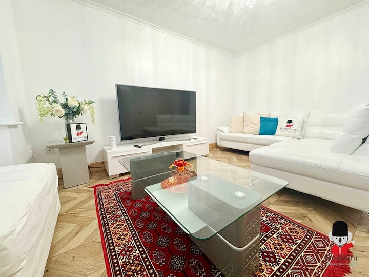 Horwich, Bolton 3br 2bathroom 6 Guest House - Bolton