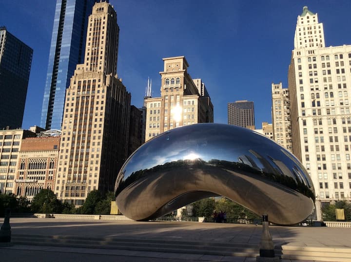 2 Cozy Units Near Chicago Riverwalk! Pet Friendly! - Chicago, IL