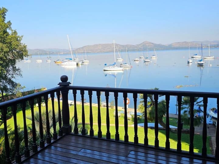 Kingfisher Family Cottage - Hartbeespoort