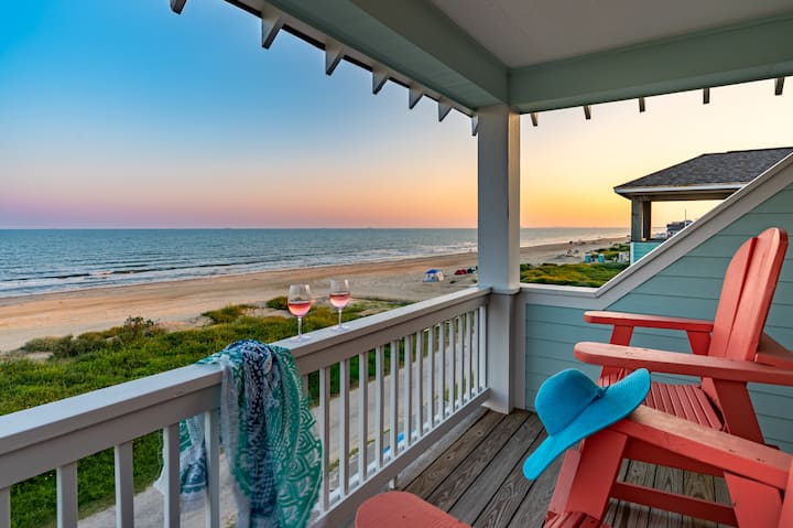 Beachfront L Pingpong, Tikibar L Free Cancellation - Crystal Beach, TX