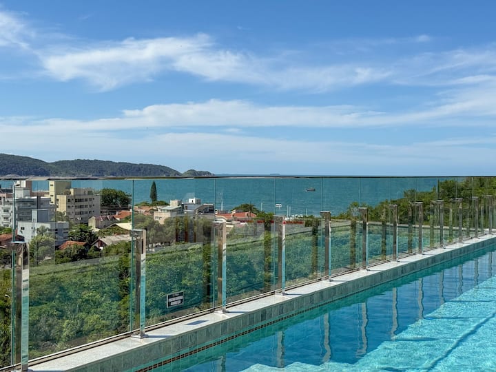 017 - Apto 1 Dorm Completo Com Piscina - Bombinhas