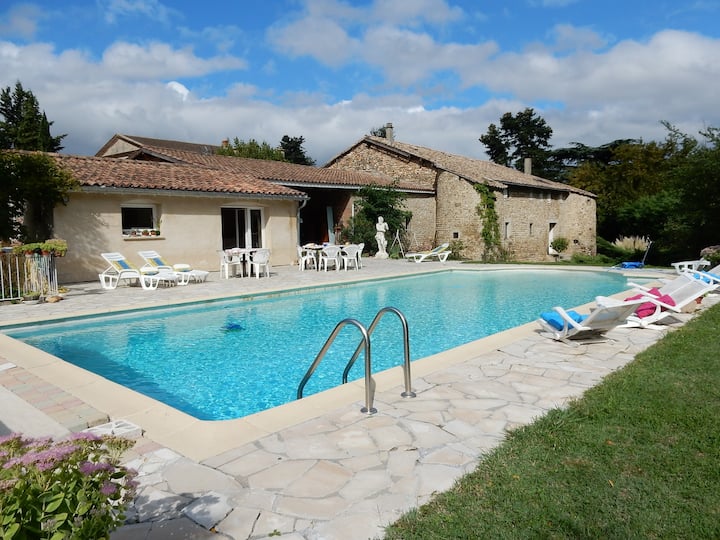 Maison Cosy Avec Piscine Privée Proche De Valence - Valence