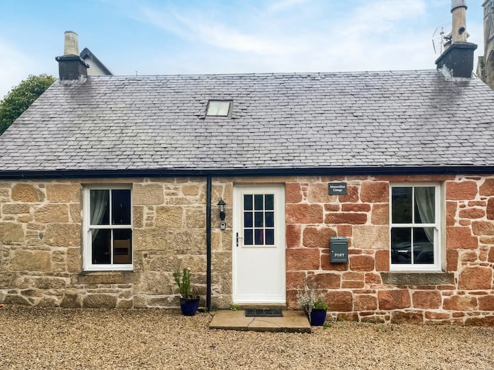 Monawilline Cottage - Brodick