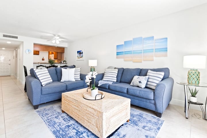 Beachside Condo W/ Pool, Bbq Grills & Balcony! - Cocoa Beach