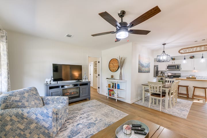 Walk To Dtwn Pine Mountain! 'Evergreen Cottage' - Pine Mountain, GA