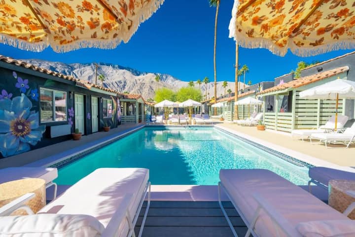 Downtown Adults Only Stay + Free Breakfast & Pool - Palm Springs, CA
