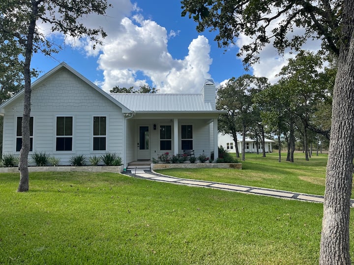 Olive + Iris | Luxe Autumn Getaway | Countryside - Round Top, TX