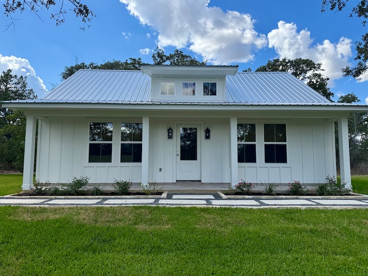 New | Olive House | Elegant Fall Stay Near Rt - Round Top, TX