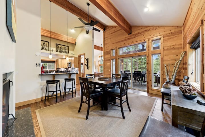 Blue Moose Cabin - Dog-friendly, Resort Amenities - Truckee, CA
