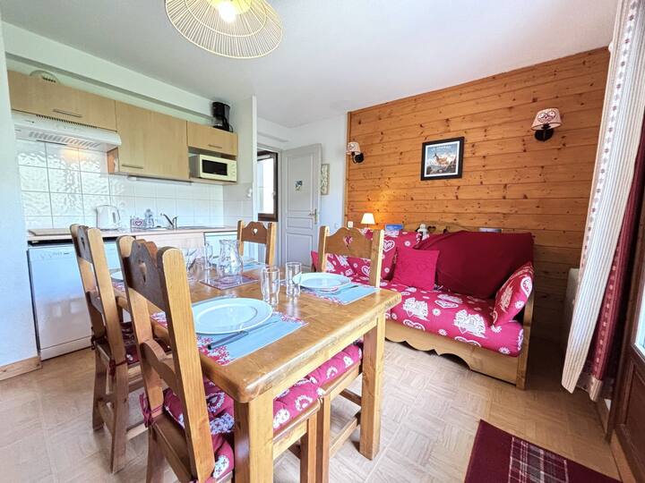 Residence With Pool At The Foot Of The Slopes - Flumet